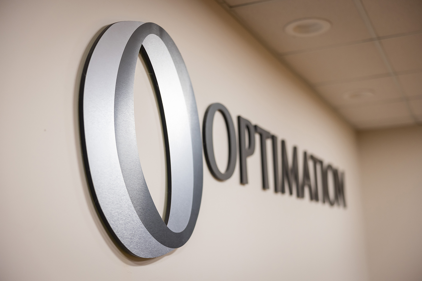 About | Expertise in Engineering & Manufacturing - Re:Build Optimation